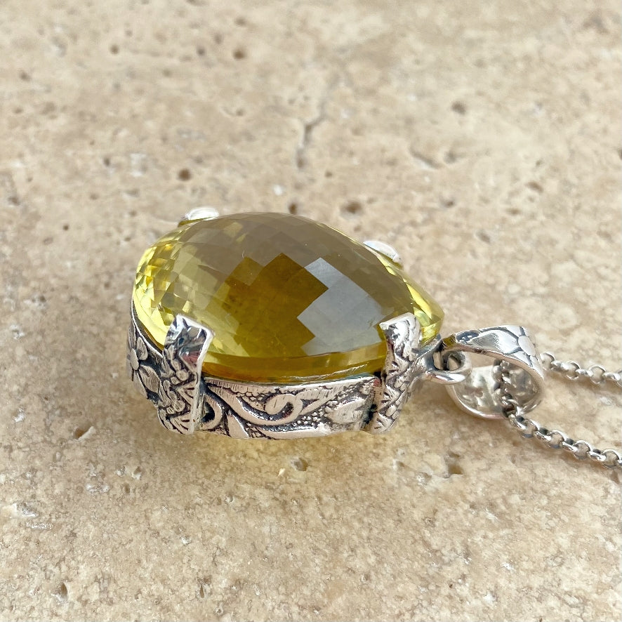 Lemon Quartz Decorative Claw Set Pendant– Kalapriya Jewellery | For ... Lemon Quartz Decorative Claw Set Pendant– Kalapriya Jewellery | For ...